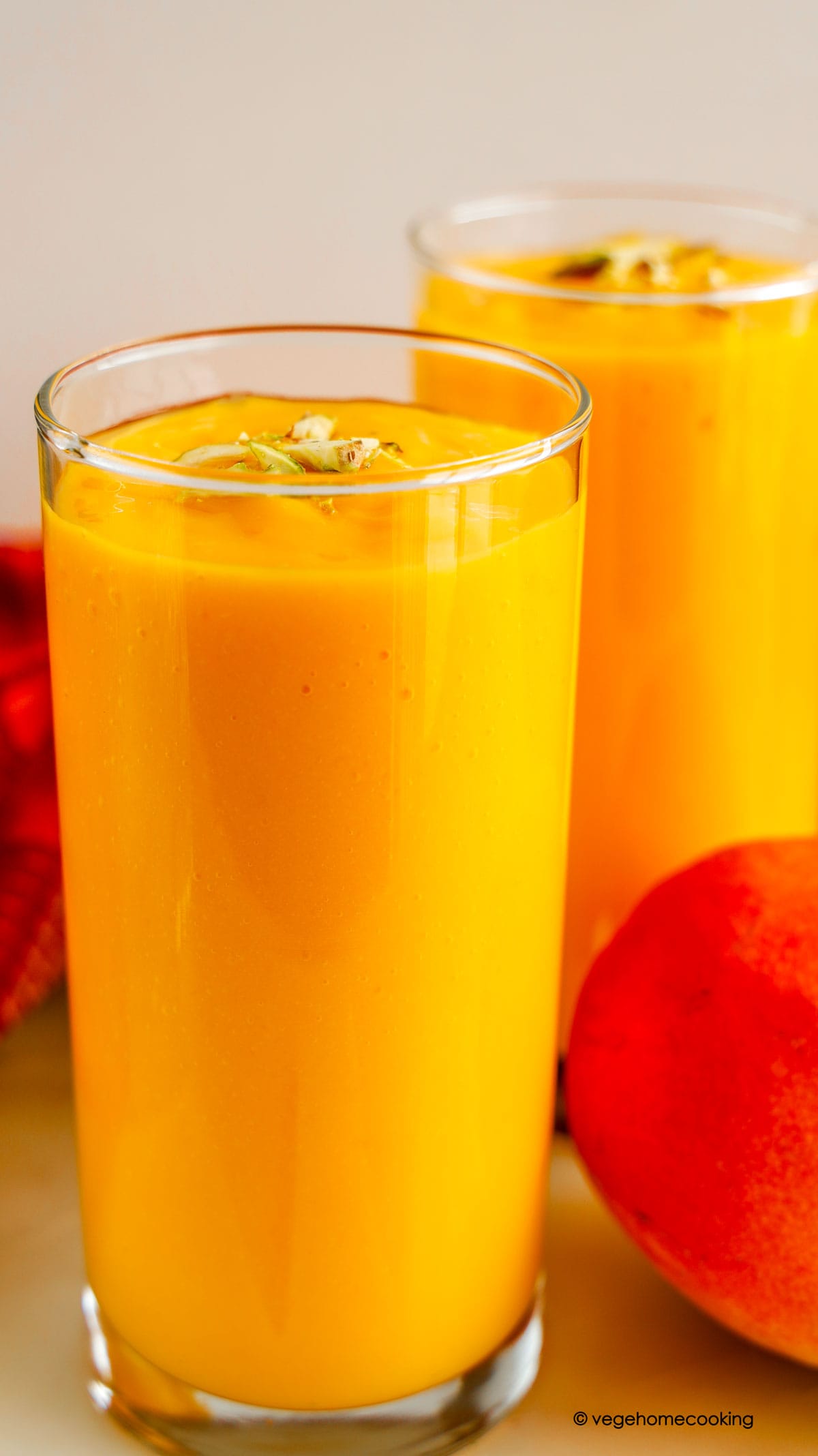 Mango Milkshake (Thick and Delicious) – Vege home cooking