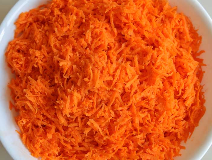 Gajar Halwa / Carrot Halwa / Indian Carrot Pudding