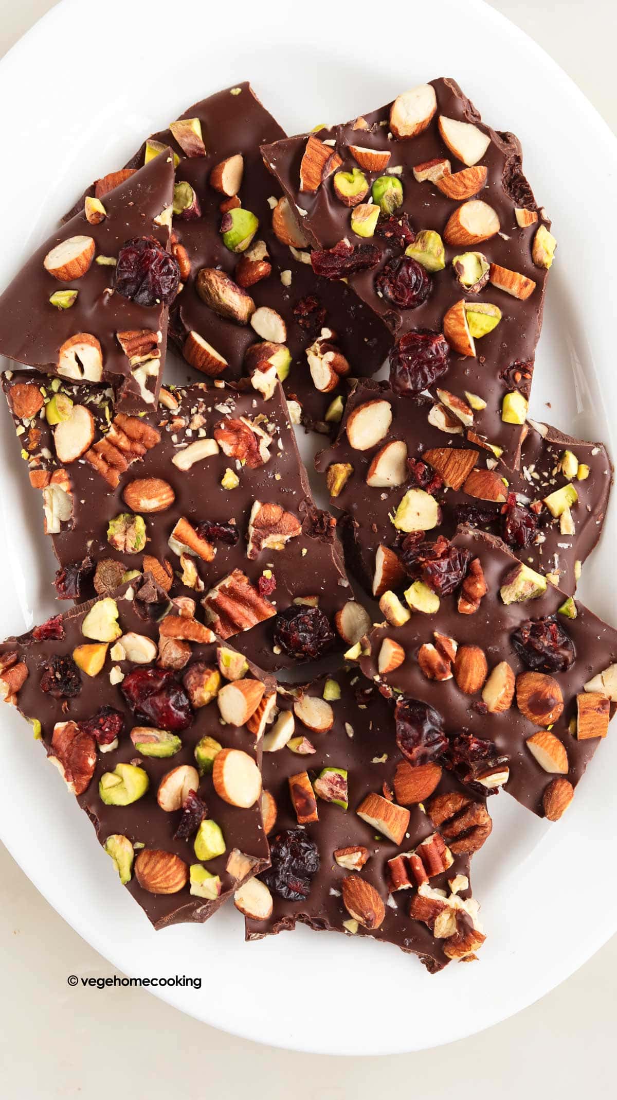 Chocolate Bark (Easy and Quick)