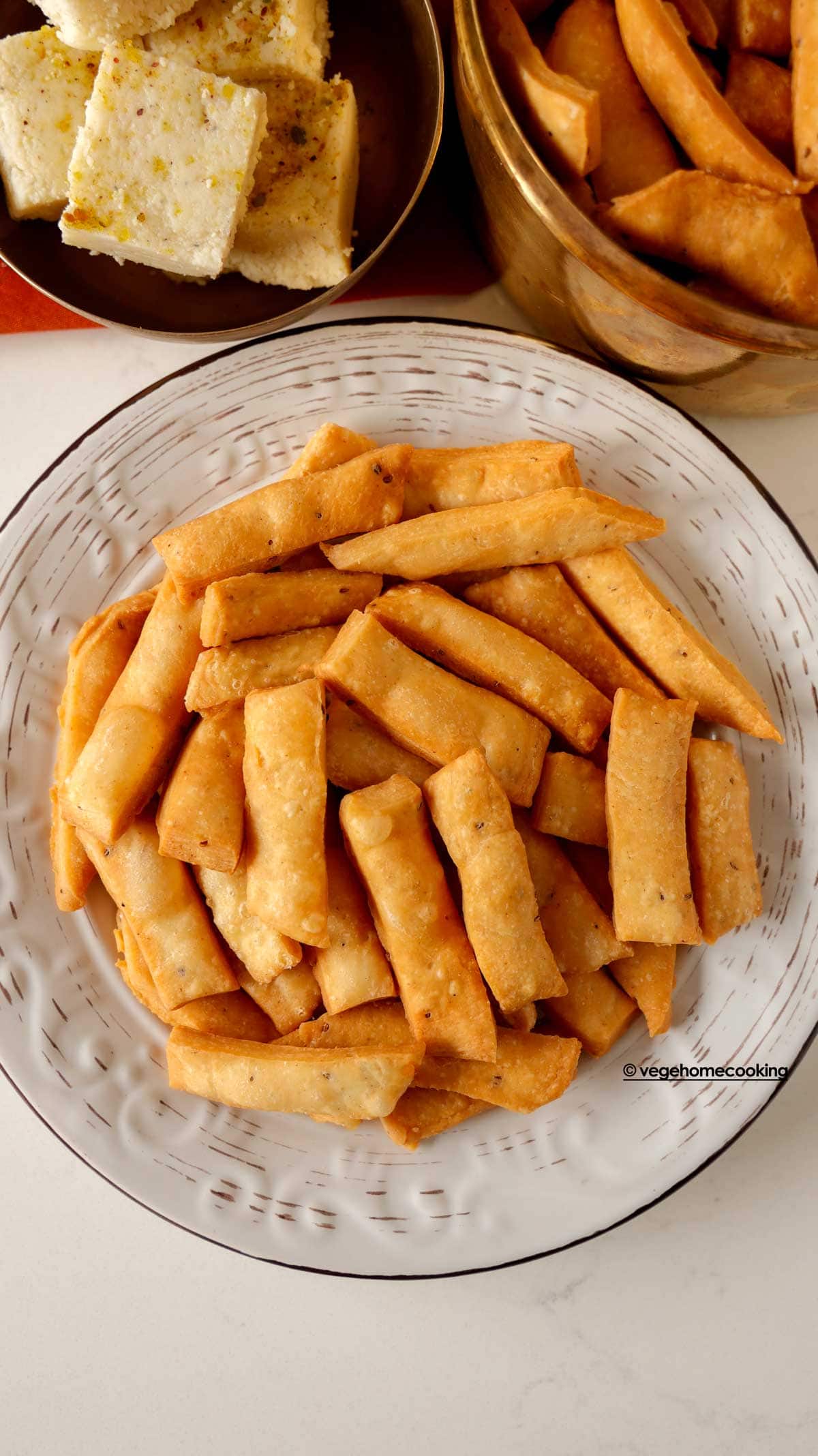 Namak Para / Easy Namak Pare Recipe