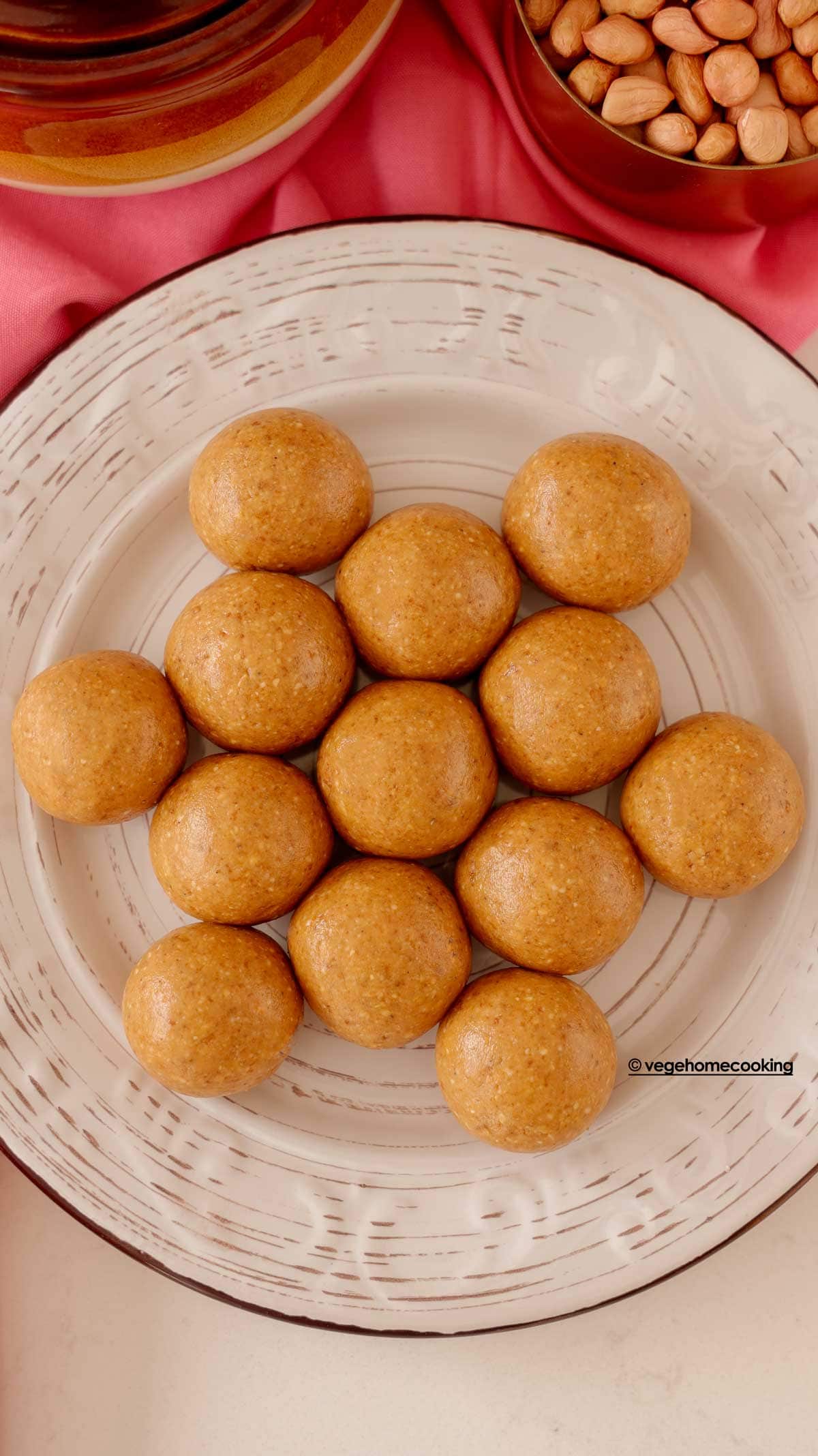 Peanut Ladoo / Peanut Jaggery Energy Balls