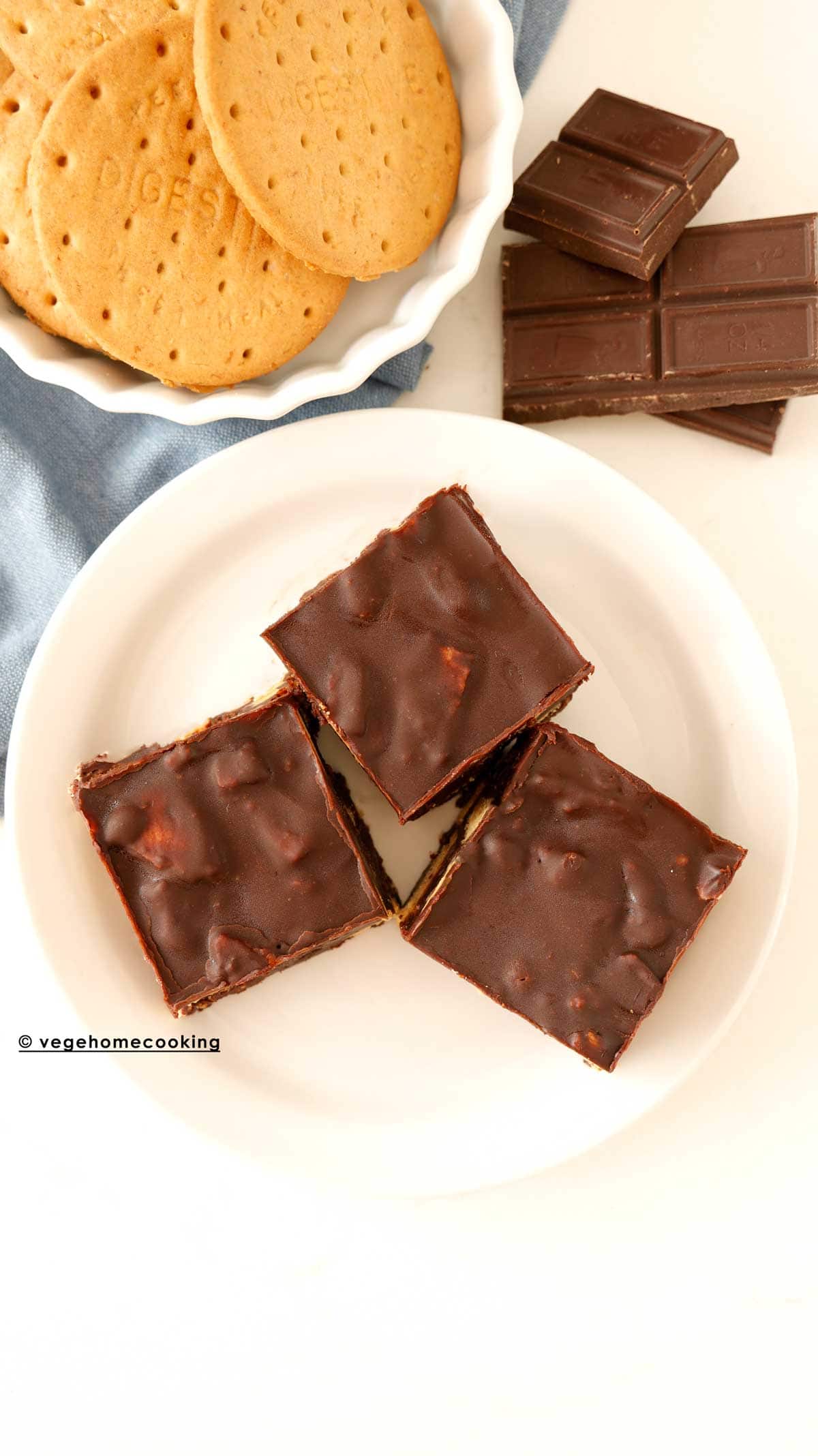 Chocolate Digestive Cookie Bars (Small Batch)